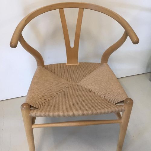 Renovering af Y-stol med respekt for det originale design | Flet og træ